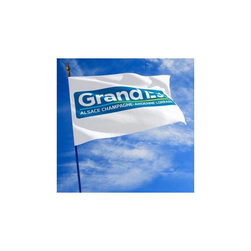 Pavoisement, Drapeau sur hampe en bois région Grand Est